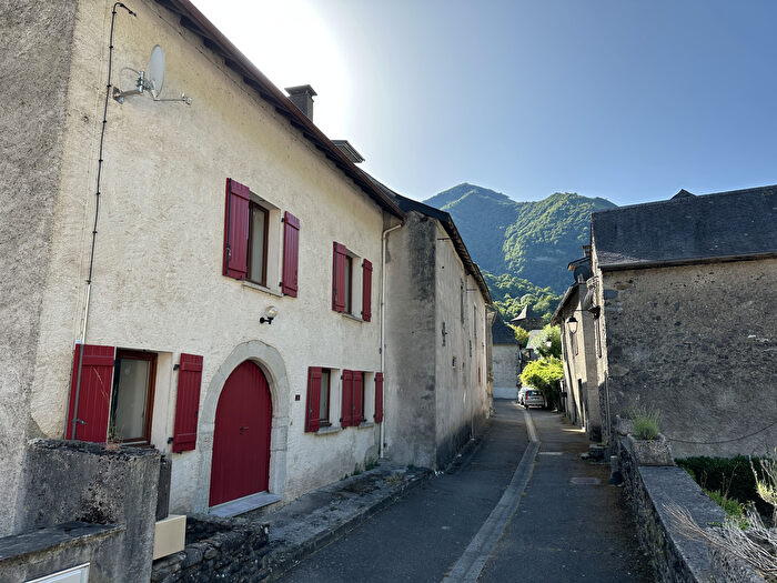 Maison à vendre - Cette-Eygun - 5 pièces - 3 chambres