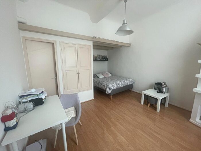 Aix-en-Provence, Centre-ville - Appartement 1 pièce à louer