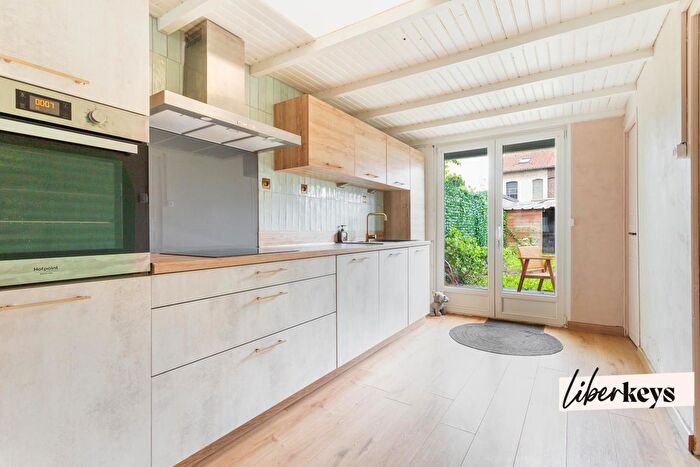 Maison à vendre - Lesquin - 4 pièces - 3 chambres
