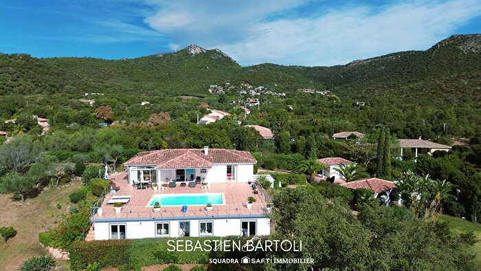 Maison 7 pièces à vendre à Zonza