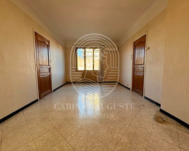 Appartement à vendre - Nîmes, Gare - 4 pièces - 3 chambres