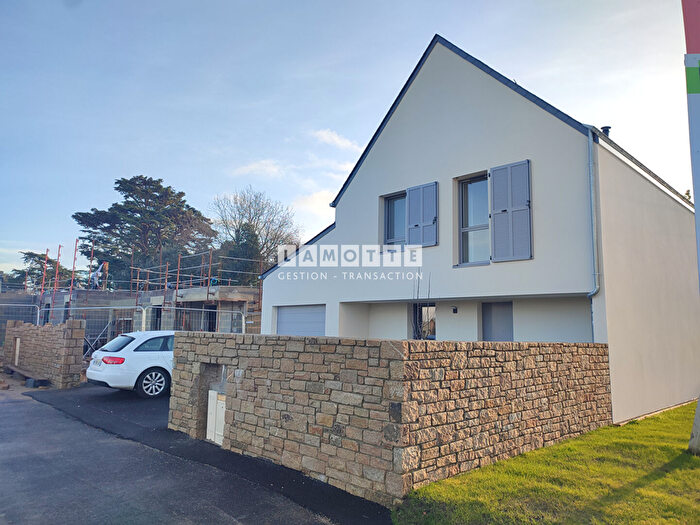 Maison à vendre - Larmor-Baden - 5 pièces - 4 chambres