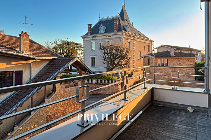 Appartement à vendre - Saint-Cyr-au-Mont-dOr - 3 pièces - 3 chambres