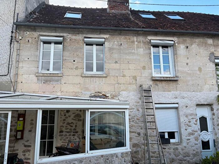 Grisy-les-Plâtres : Maison 10 pièces à vendre