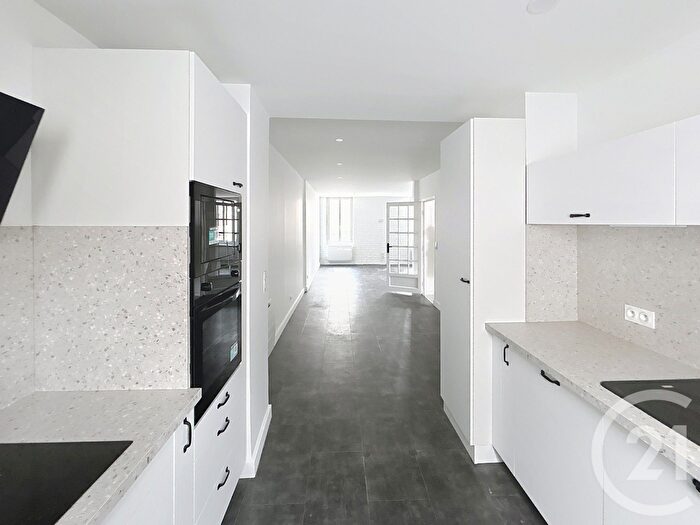 Appartement à louer - Reims, Neufchatel, Orgeval, Laon, Zola - 4 pièces - 2 chambres