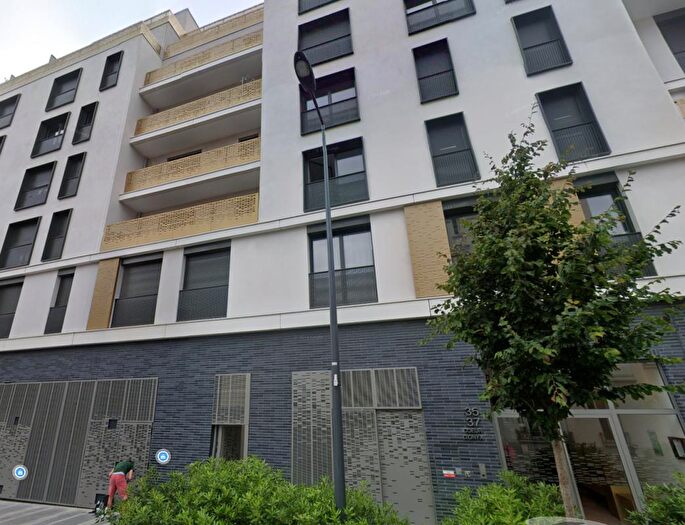 Appartement à louer - Issy-les-Moulineaux, Centre-ville, Corentin Celton, Les Varennes - 3 pièces - 2 chambres