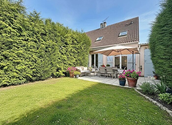 Maison à vendre - Brie-Comte-Robert, Leclerc, Verdun - 4 pièces - 3 chambres