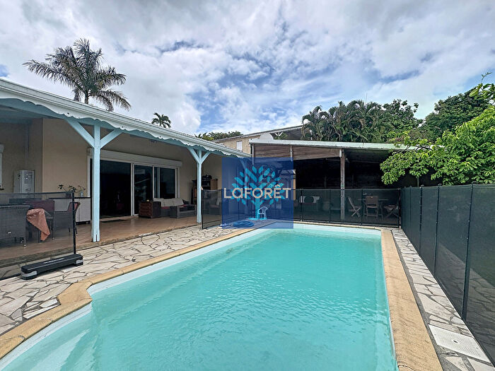 Maison 5 pièces à Le Lamentin, à vendre