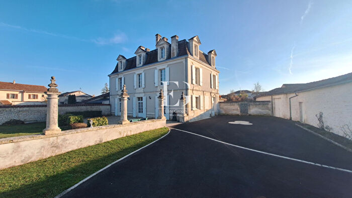 Maison à vendre - Vars - 6 pièces - 3 chambres