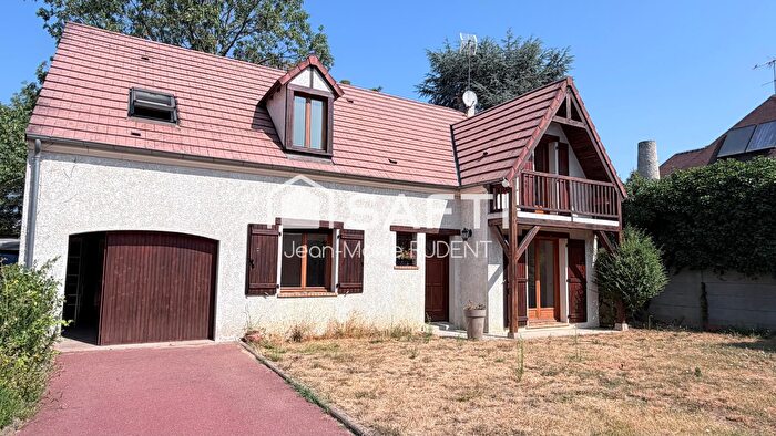Viry-Châtillon, Centre-ville : Maison 7 pièces à vendre