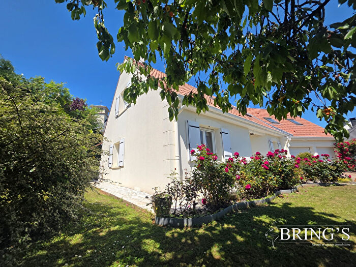 Maison 6 pièces à vendre à Féy
