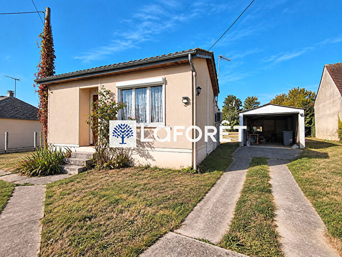 Courchamp : Maison 2 pièces à vendre