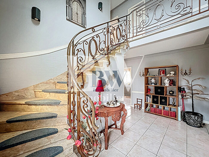 Maison à vendre - Gouesnou - 7 pièces - 5 chambres