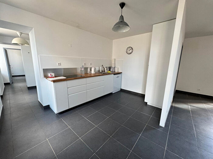 Appartement 4 pièces à Nîmes, Jean Jaurès, à louer