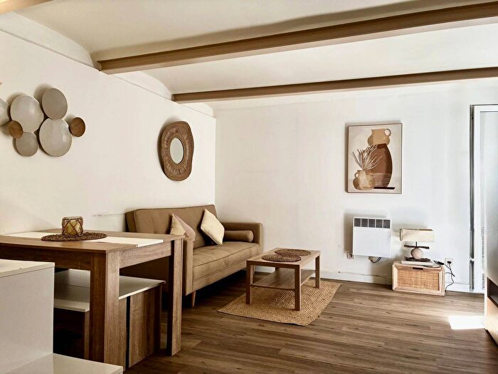 La Conception, Marseille 5ème arrondissement : Appartement à louer