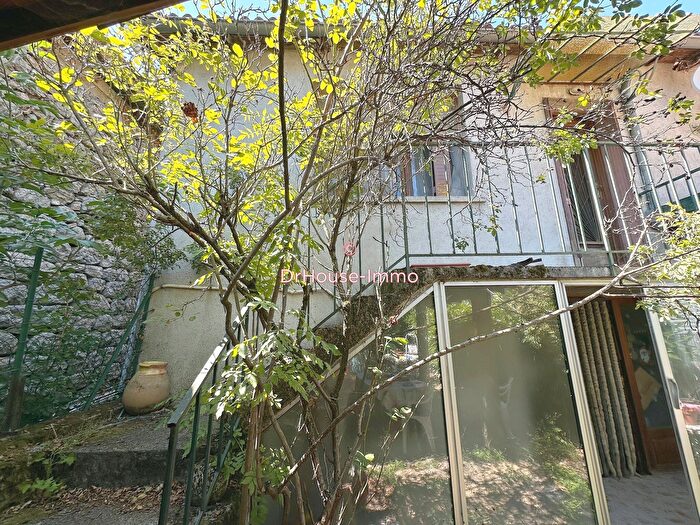 Mayres : Maison 4 pièces à vendre
