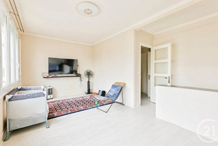 Appartement à vendre - La Courneuve, Waldeck Rochet - 4 pièces - 3 chambres