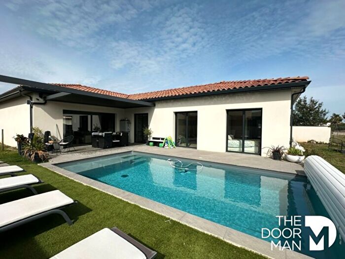 Maison à vendre - Muret - 6 pièces - 4 chambres