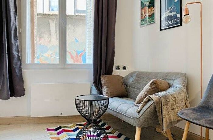 Appartement à louer - Berriat-Ampere, Grenoble - 1 pièce