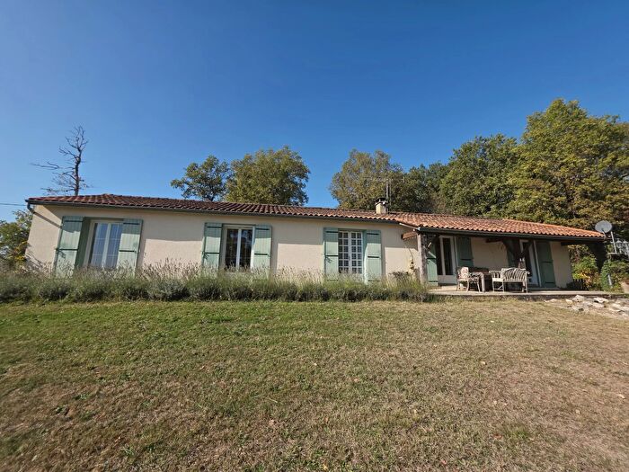 Maison à vendre - Eymet - 4 pièces - 3 chambres