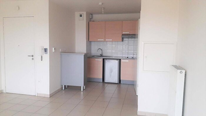 Appartement 2 pièces à Saint Exupery, Mantes-la-Jolie, à louer