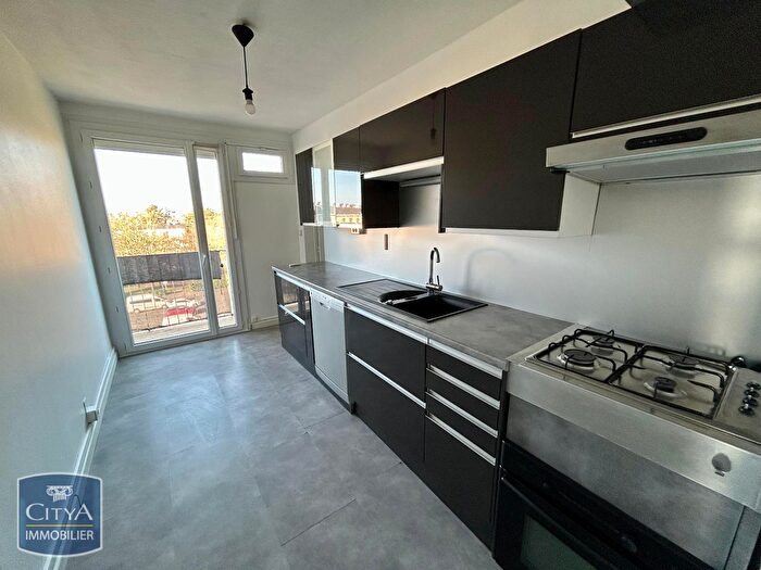 Appartement à louer - Cholet, Lorraine - 3 pièces - 2 chambres