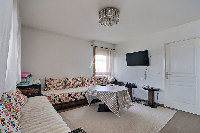 Appartement à vendre - Saint-Denis, La Plaine Saint-Denis - 4 pièces - 3 chambres