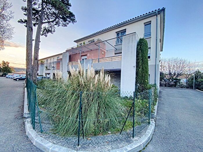 Appartement à vendre - Le Pontet, Réal Panier - 3 pièces - 2 chambres