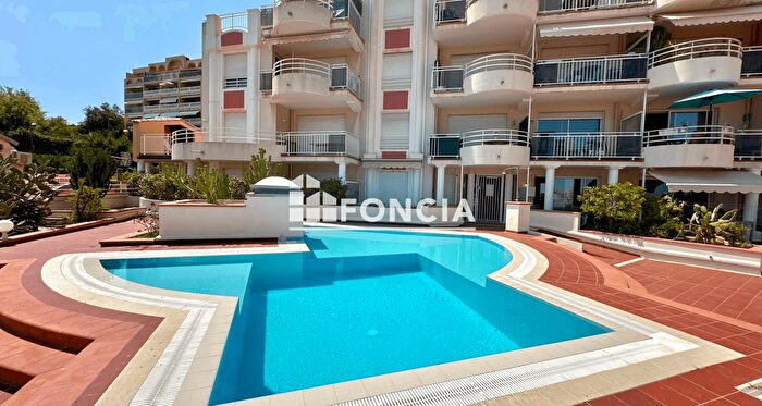 Appartement à vendre - Cap-dAil - 1 pièce