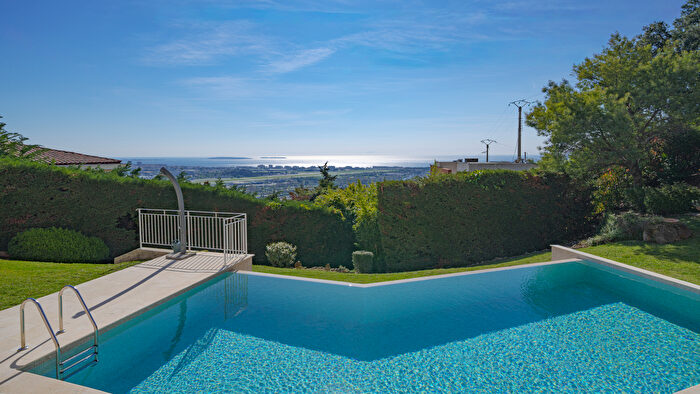 Maison 6 pièces à Mandelieu-la-Napoule, Capitou, à vendre