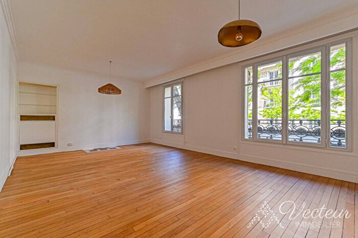 Appartement 3 pièces à louer - Violet Commerce, Paris 15ème arrondissement