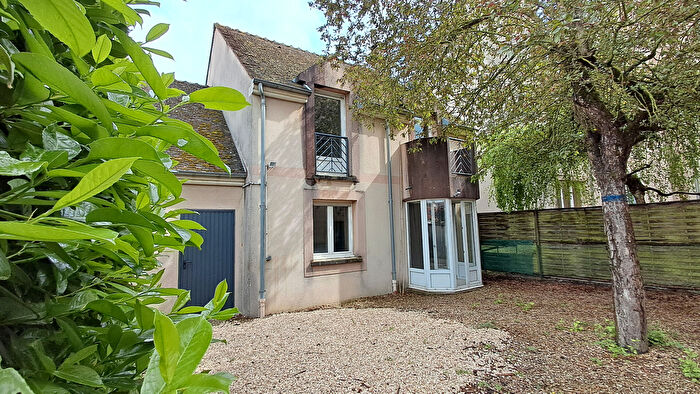 Auxerre, Saint-Julien, Saint-Amâtre : Maison 5 pièces à vendre