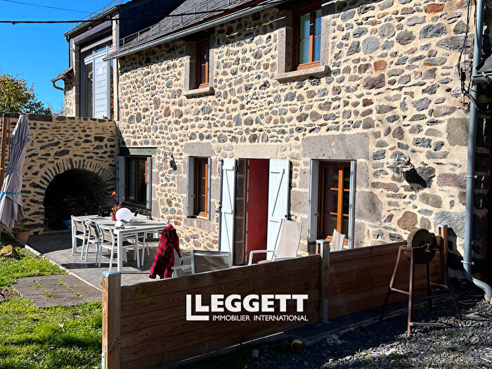 Maison à vendre - Égliseneuve-dEntraigues - 14 pièces - 5 chambres