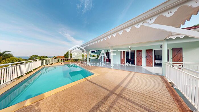 Maison à vendre - Les Trois-Îlets - 7 pièces - 5 chambres