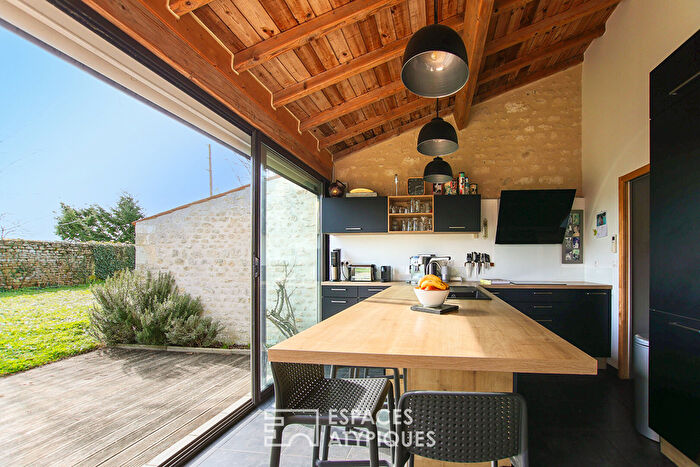 Maison à vendre - Nieul-sur-lAutise - 6 pièces - 3 chambres