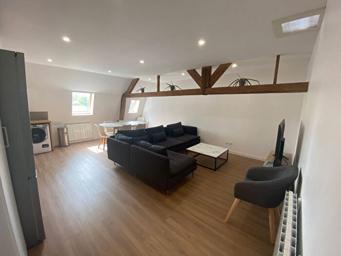 Appartement à louer - Foch Pasteur-Ecarts, Wambrechies - 6 pièces - 4 chambres