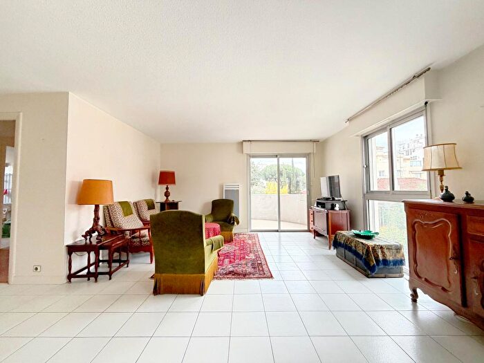 Appartement à vendre - Cannes, Pointe Croisette - 4 pièces - 3 chambres