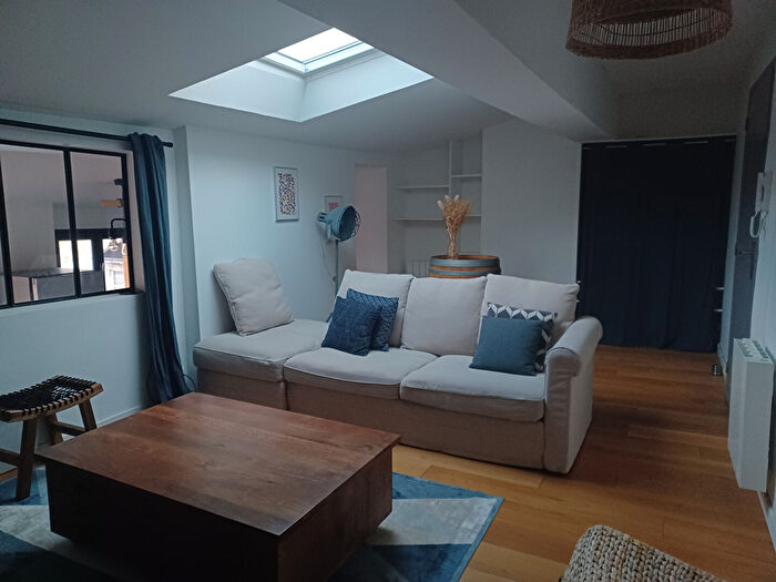 Bordeaux, Chartrons, Paul Doumer : Appartement 3 pièces à louer