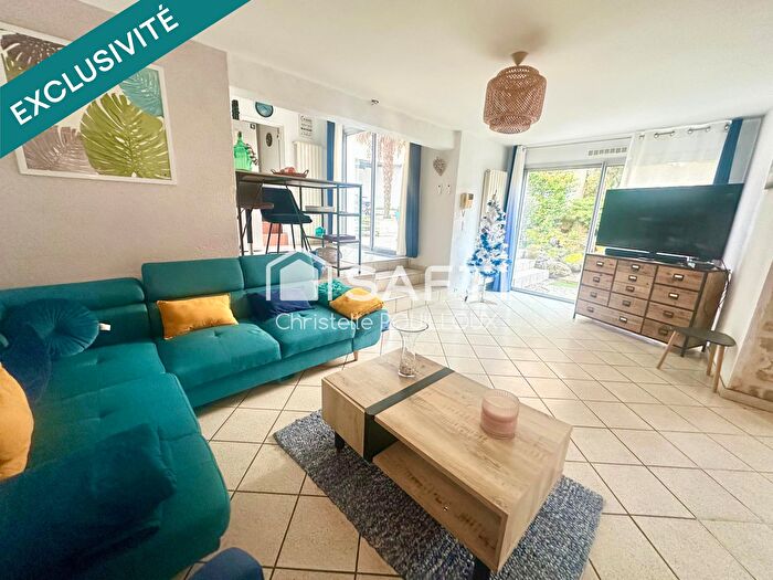 Maison à vendre - Niort, Centre-ville - 5 pièces - 4 chambres