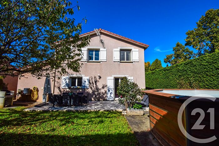 Maison à vendre - Villefranche-sur-Saône, Nord Est - 5 pièces - 4 chambres