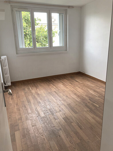Nanterre, Vieux Pont : Appartement 3 pièces à louer