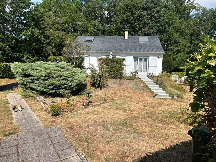 La Couture-Boussey : Maison 4 pièces à vendre