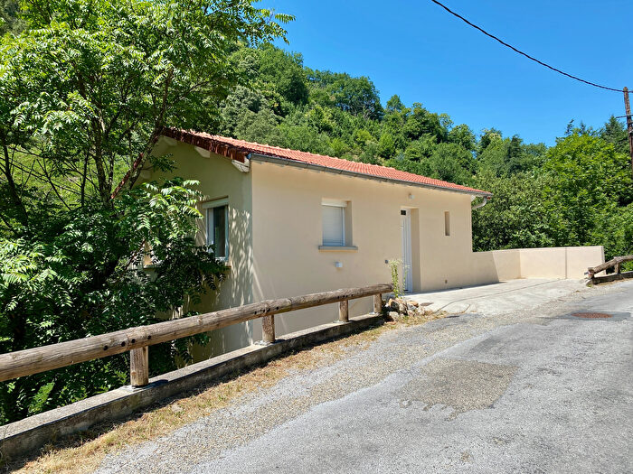 Vals-les-Bains - Maison 3 pièces à vendre