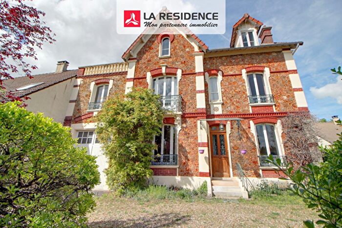 Maison 11 pièces à vendre à Gargenville