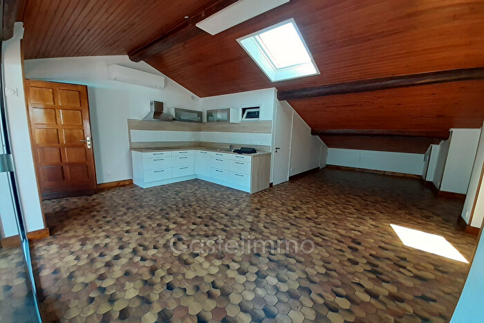 Appartement à louer - Castelsarrasin, Saint-Louis - 3 pièces - 2 chambres