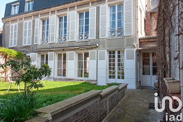 Maison à vendre - Compiègne, Centre-ville - 11 pièces - 5 chambres
