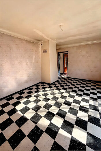 Maison à vendre - Le Cailar - 5 pièces - 3 chambres