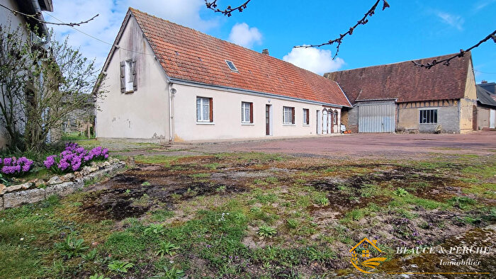 Maison à vendre - Ermenonville-la-Petite - 5 pièces - 3 chambres