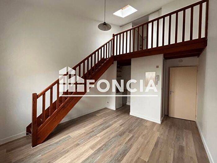 Appartement à louer - Trois Quartiers-Centre Ville, Poitiers - 2 pièces - 1 chambre