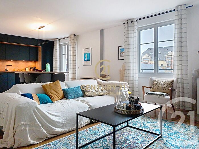 Appartement à vendre - Quartiers Centre, Saint-Hélier, Gare - 3 pièces - 2 chambres